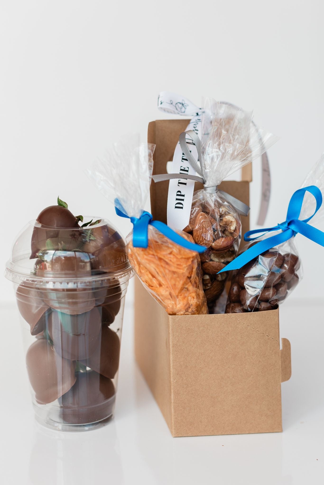 Gifts That Leave a Lasting Impression – Dip the Tip Deserts