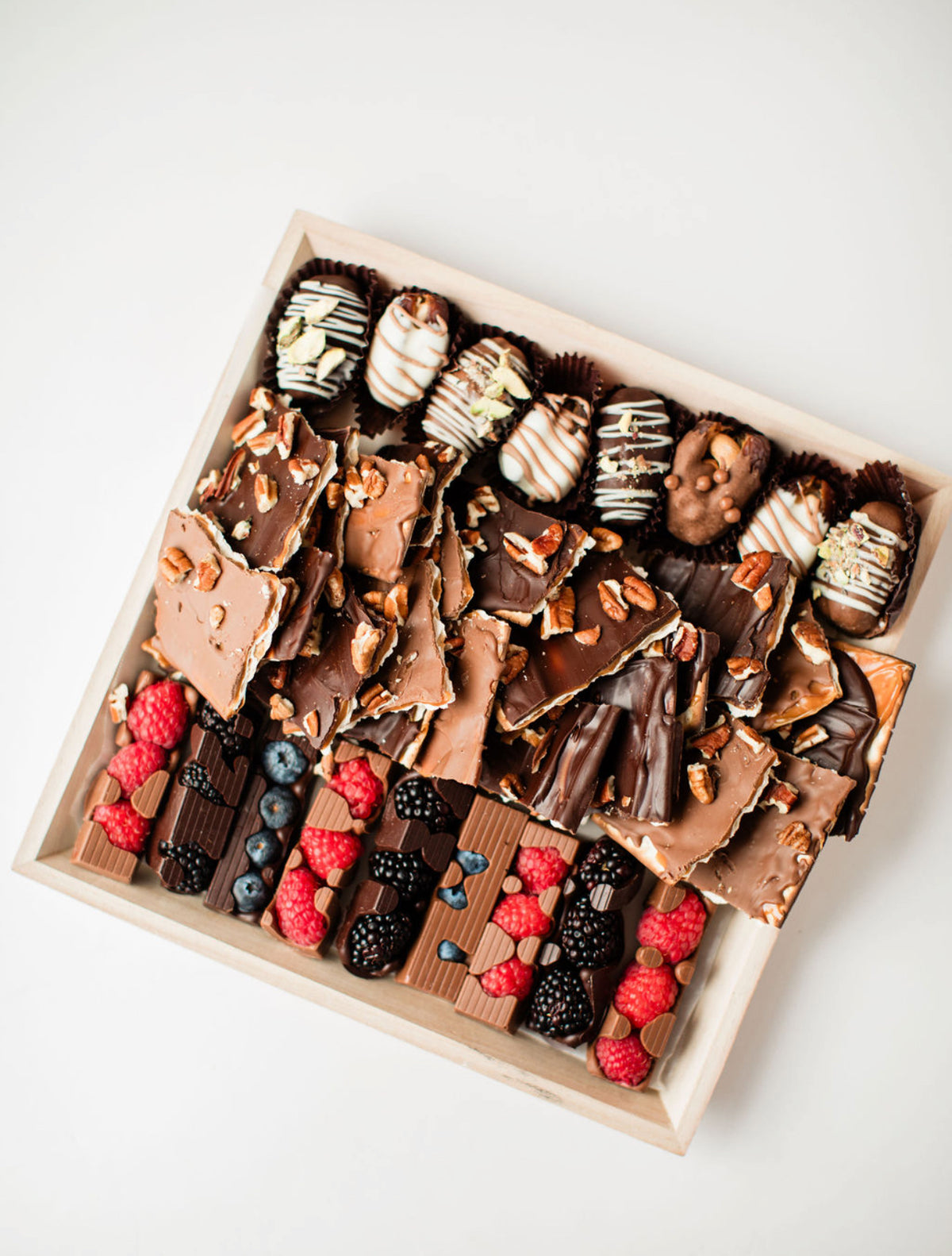 Passover Platter – A Sweet Celebration – Dip the Tip Deserts