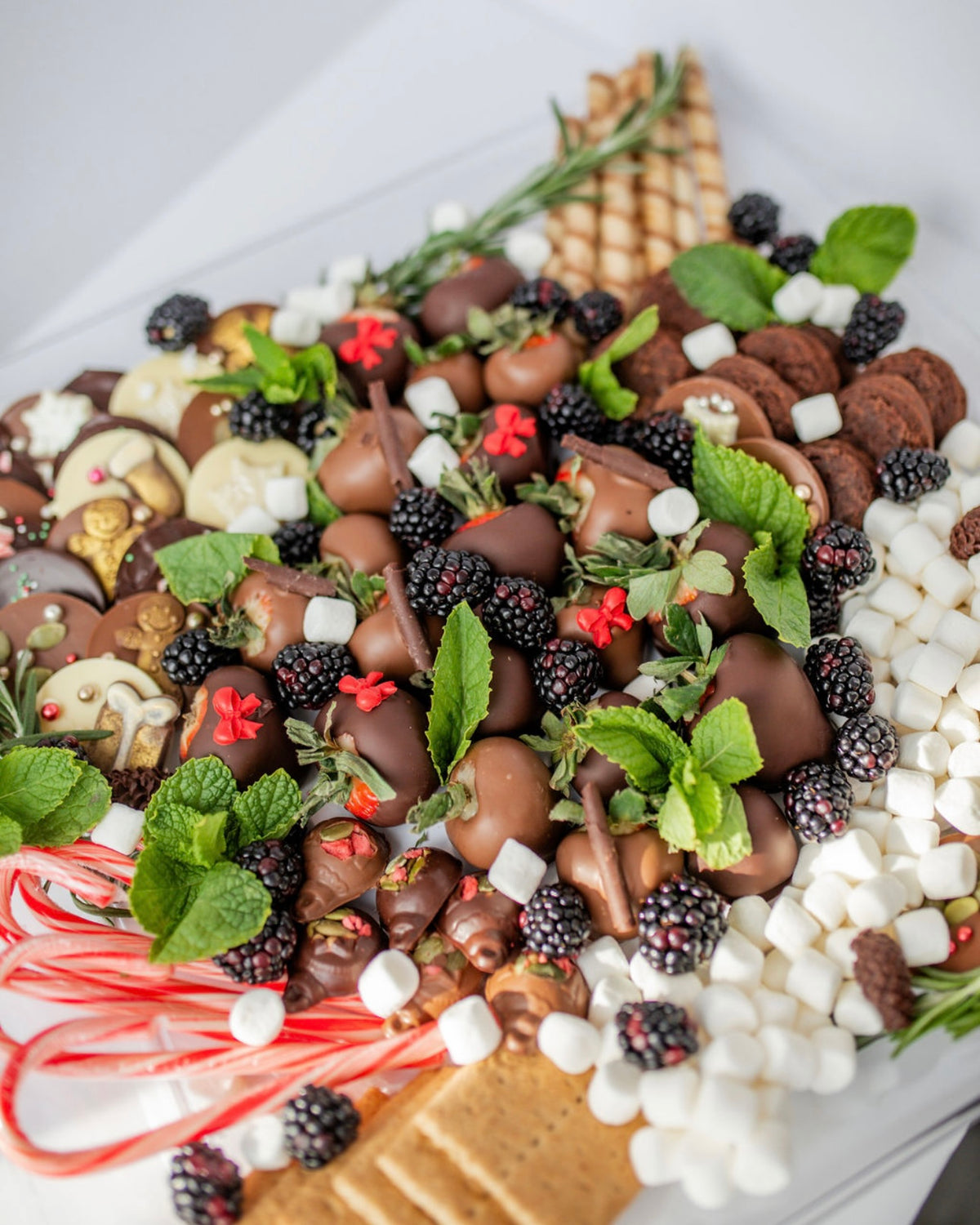 Holiday Chocolate Graze Board – Dip the Tip Deserts