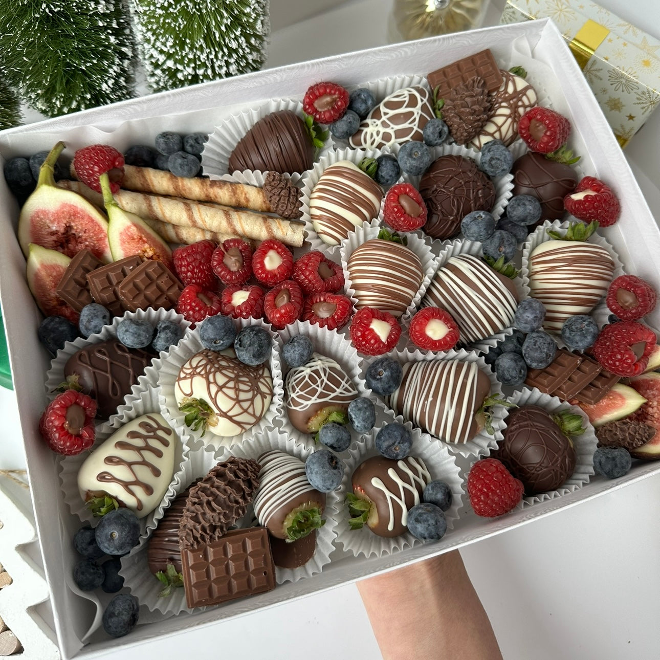 Mini Snack Box – Dip the Tip Deserts