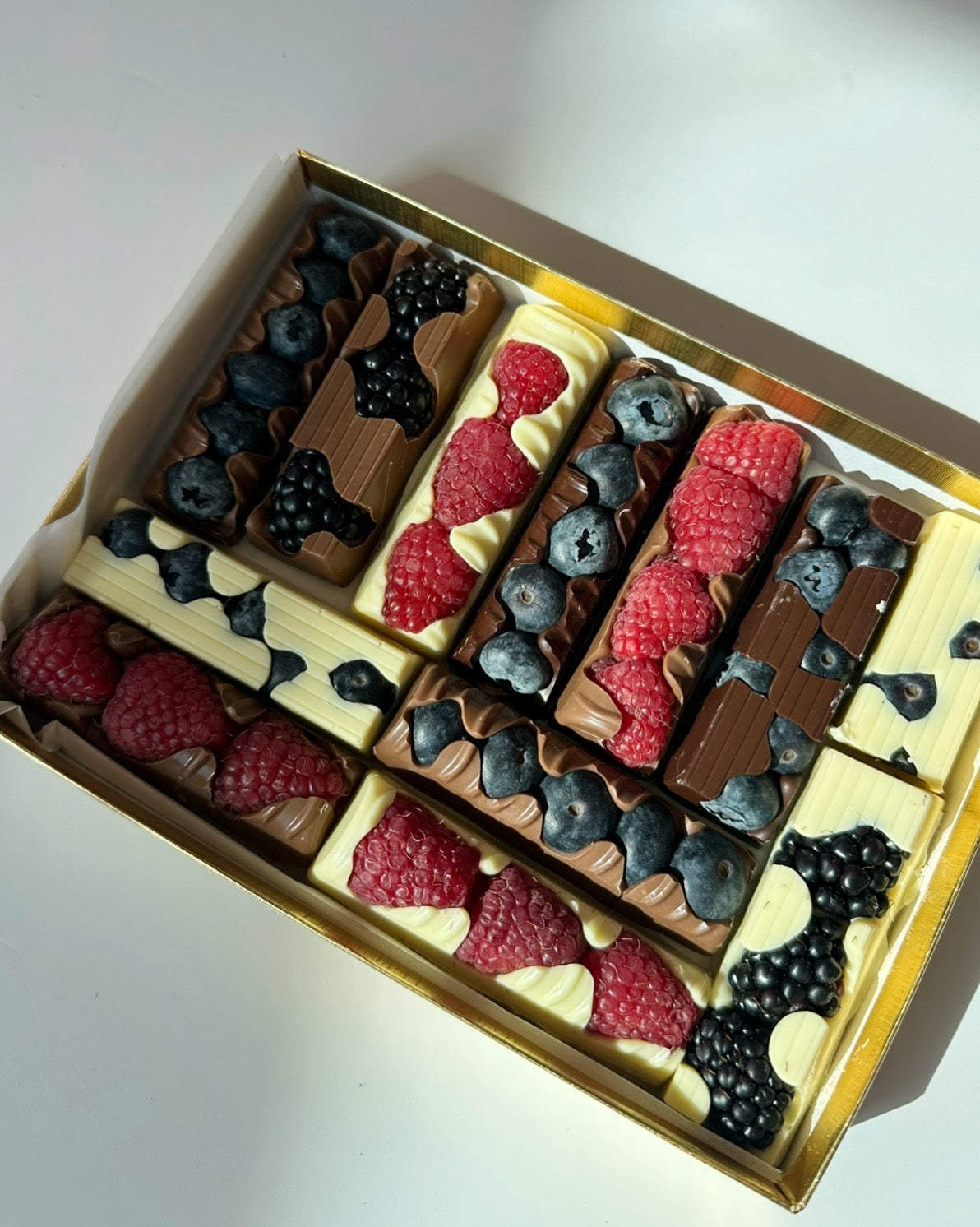 Berry Bars – Dip the Tip Deserts