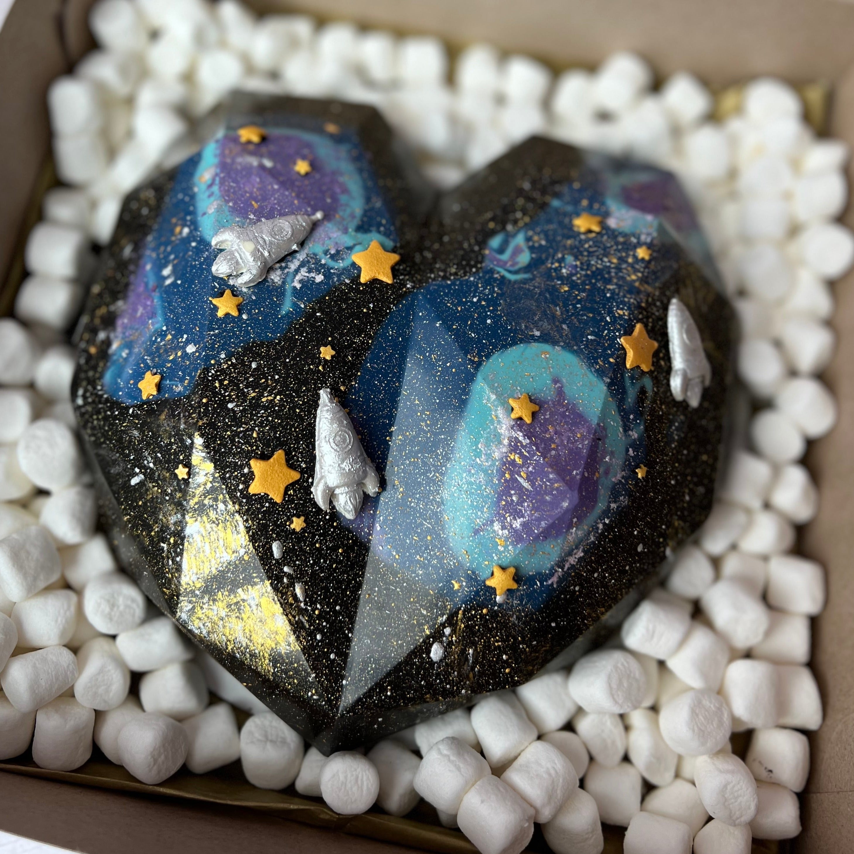 Galaxy Themed Chocolate Smash Heart – Dip the Tip Deserts
